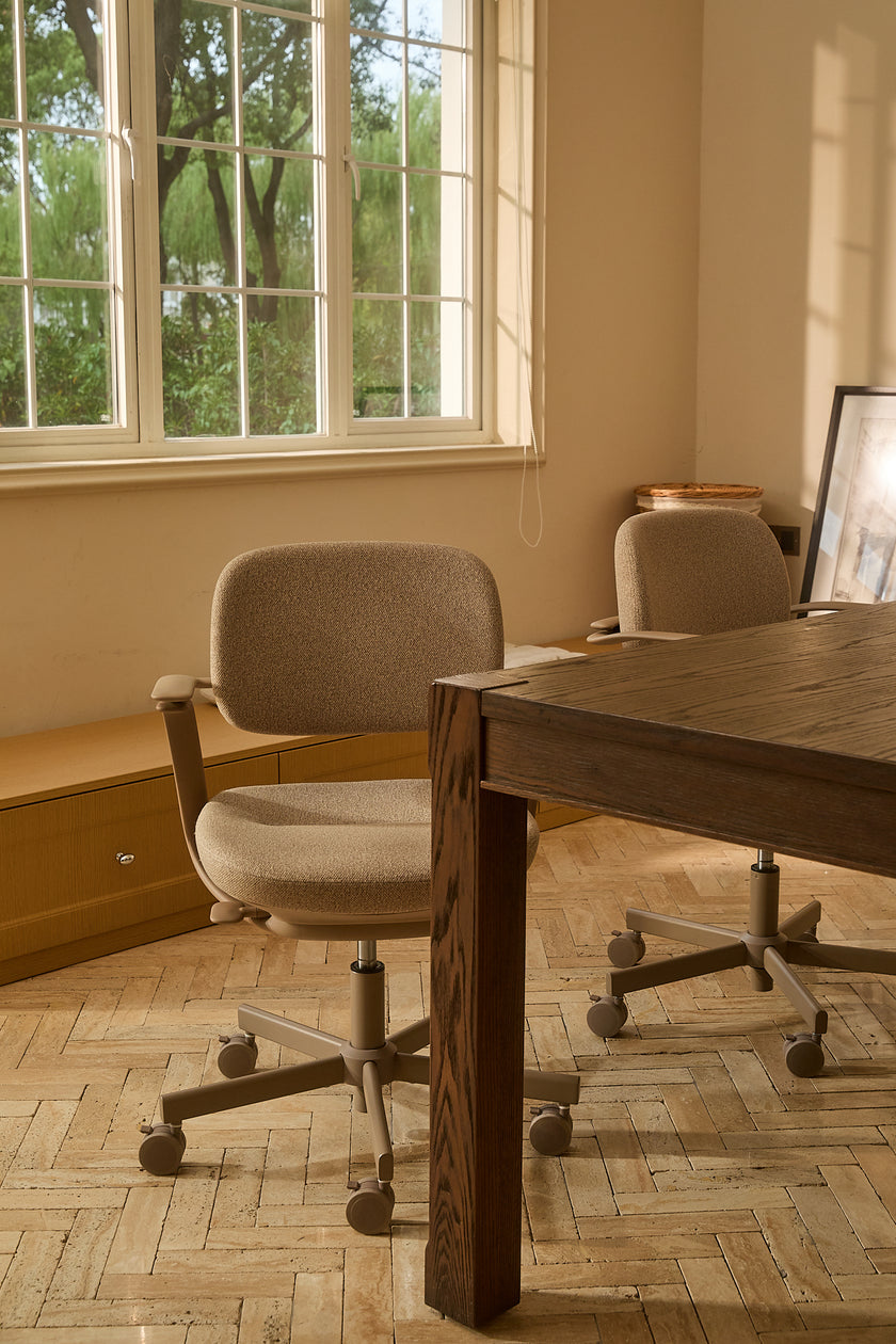 BISKIT Ergonomic Chair – TopJob