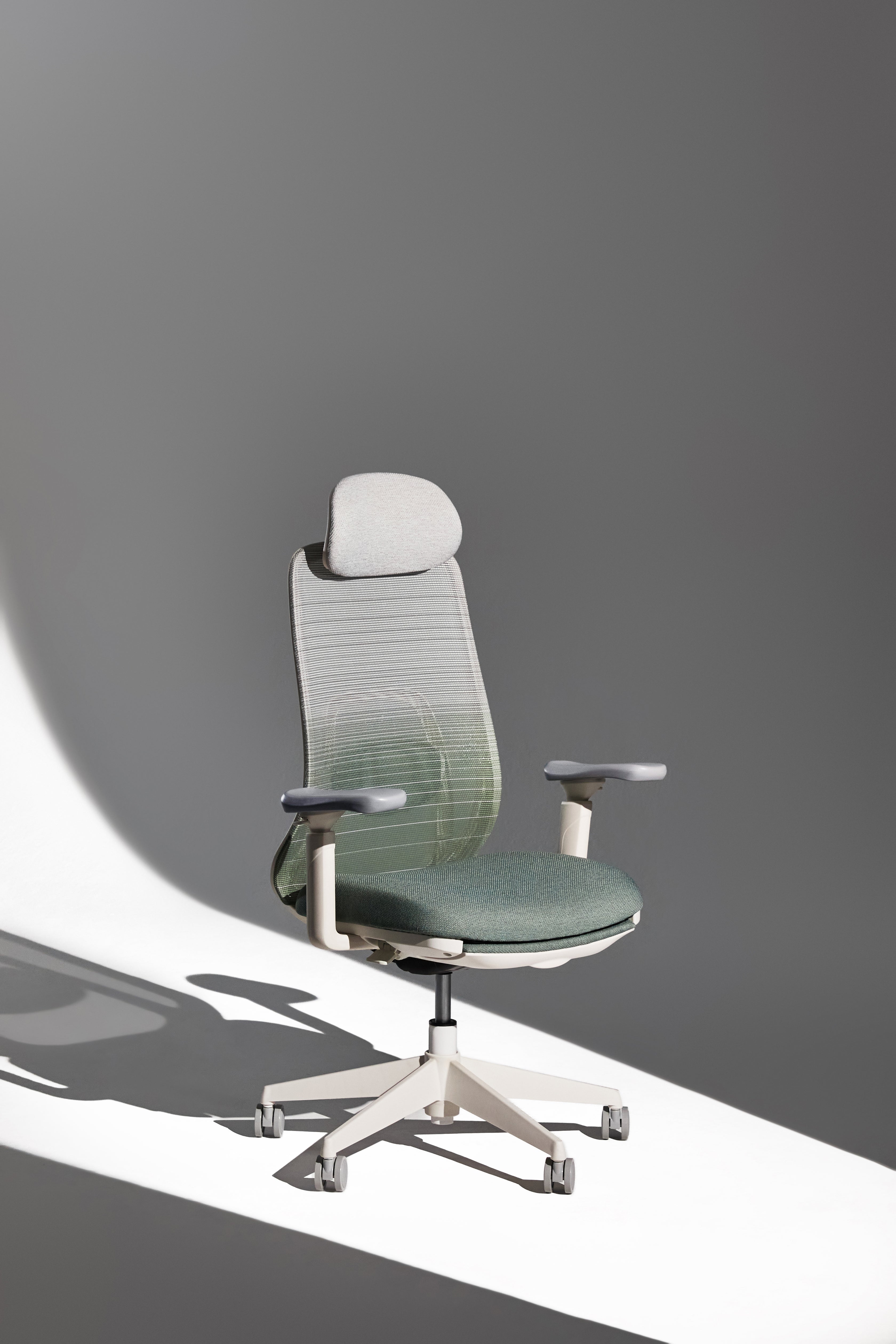 VOYA Ergonomic Chair – TopJob